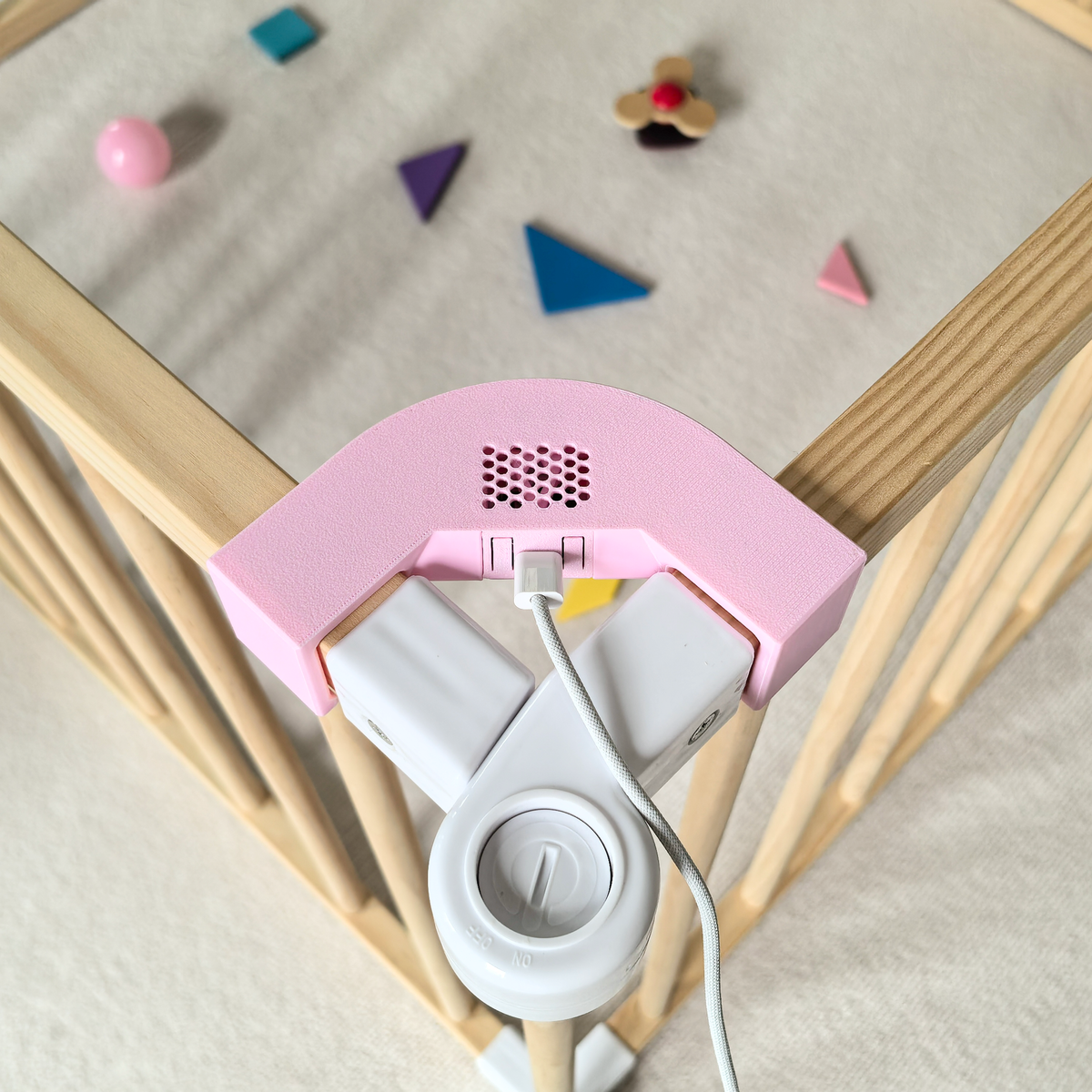 HappyGira Cry Monitor for Baby Playpen